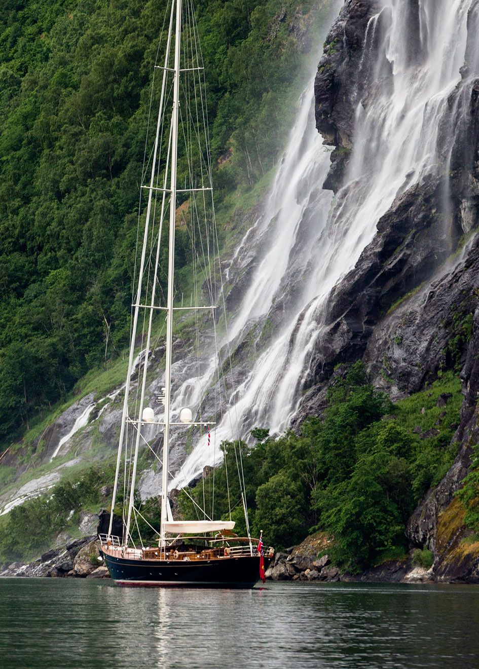 Wisp: a winning combination of superyachting and sailing